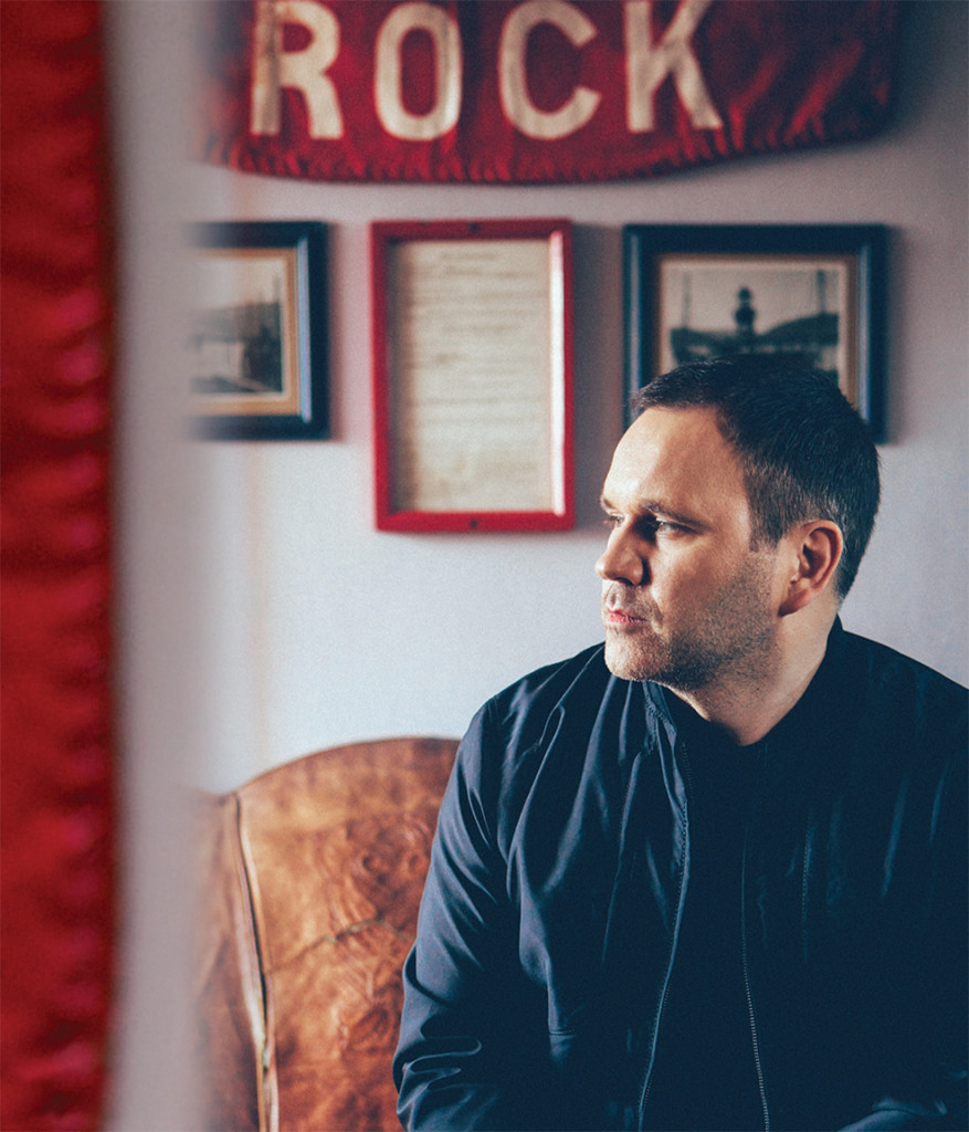 Matt Redman levanta un altar de adoración con «Unbroken Praise» en ...